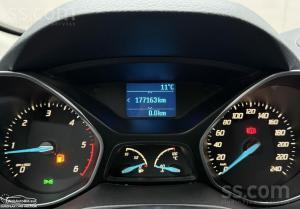 Grey Ford C-Max 2011 in Riga, with an engine capacity of 1.60 L and mileage of 177 thousand km for 5900 €, photo 4 on AUTOMOTO.COM.LV