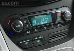 Grey Ford C-Max 2011 in Riga, with an engine capacity of 1.60 L and mileage of 177 thousand km for 5900 €, photo 5 on AUTOMOTO.COM.LV
