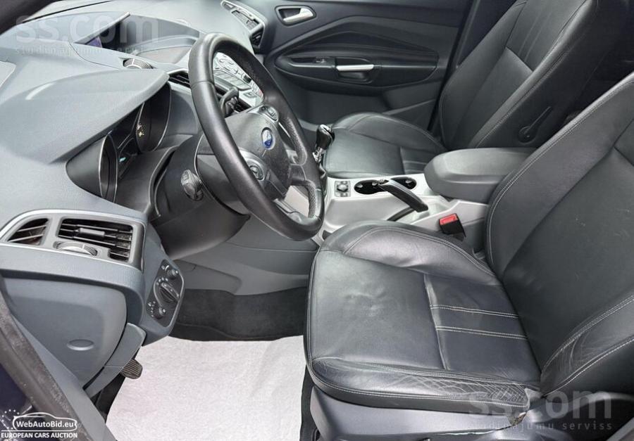 Grey Ford C-Max 2011 in Riga, with an engine capacity of 1.60 L and mileage of 177 thousand km for 5900 €, photo 14 on AUTOMOTO.COM.LV