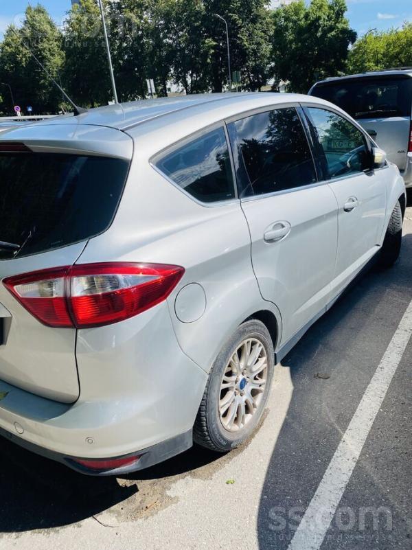 Pelēks Ford C-Max 2011 Ogre, ar dzinēja tilpumu 1.60 L un nobraukumu 261 tūkst. km par 1900 €, foto 4 vietnē AUTOMOTO.COM.LV
