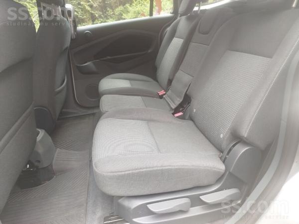 Grey Ford C-Max 2011 in Jurmala, with an engine capacity of 1.60 L and mileage of 0 thousand km for 3500 €, photo 7 on AUTOMOTO.COM.LV