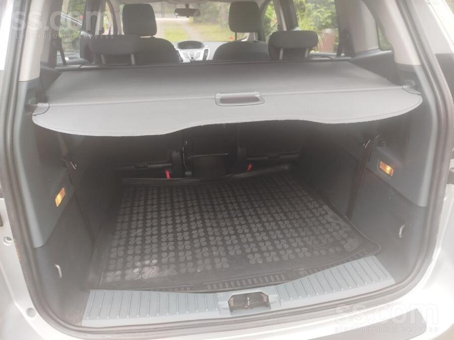 Pelēks Ford C-Max 2011 Jūrmala, ar dzinēja tilpumu 1.60 L un nobraukumu 0 tūkst. km par 3500 €, foto 7 vietnē AUTOMOTO.COM.LV