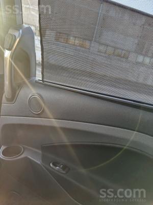 Grey Ford C-Max 2012 in Bauska, with an engine capacity of 2.00 L and mileage of 272 thousand km for 4950 €, photo 19 on AUTOMOTO.COM.LV