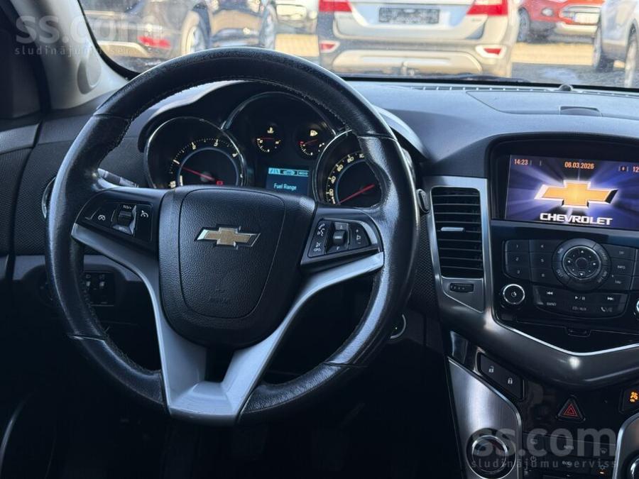 Pelēks Ford C-Max 2012 Talsi, ar dzinēja tilpumu 2.00 L un nobraukumu 261 tūkst. km par 5970 €, foto 9 vietnē AUTOMOTO.COM.LV