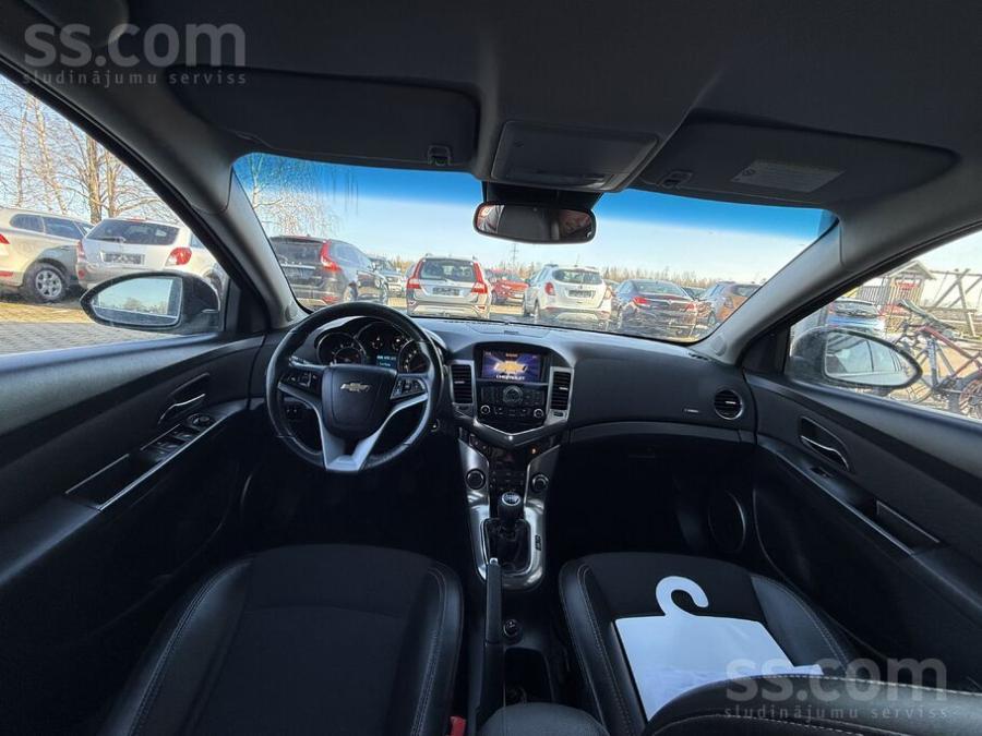 Pelēks Ford C-Max 2012 Talsi, ar dzinēja tilpumu 2.00 L un nobraukumu 261 tūkst. km par 5970 €, foto 10 vietnē AUTOMOTO.COM.LV