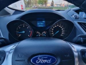 Grey Ford C-Max 2012 in Riga, with an engine capacity of 1.60 L and mileage of 254 thousand km for 5570 €, photo 13 on AUTOMOTO.COM.LV