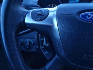 Grey Ford C-Max 2012 in Riga, with an engine capacity of 1.60 L and mileage of 254 thousand km for 5570 €, photo 14 on AUTOMOTO.COM.LV