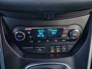 Grey Ford C-Max 2012 in Riga, with an engine capacity of 1.60 L and mileage of 254 thousand km for 5570 €, photo 15 on AUTOMOTO.COM.LV