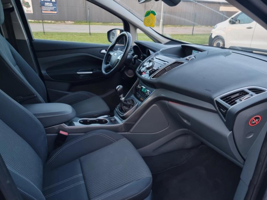 Grey Ford C-Max 2012 in Riga, with an engine capacity of 1.60 L and mileage of 254 thousand km for 5570 €, photo 21 on AUTOMOTO.COM.LV