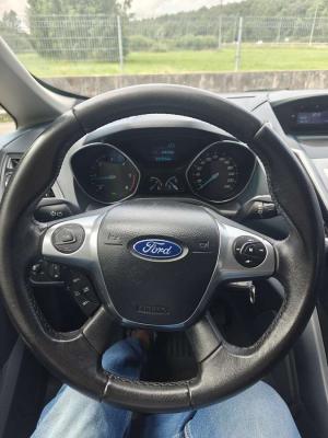 Grey Ford C-Max 2012 in Kaunas, with an engine capacity of 1.56 L and mileage of 330 thousand km for 1899 €, photo 13 on AUTOMOTO.COM.LV
