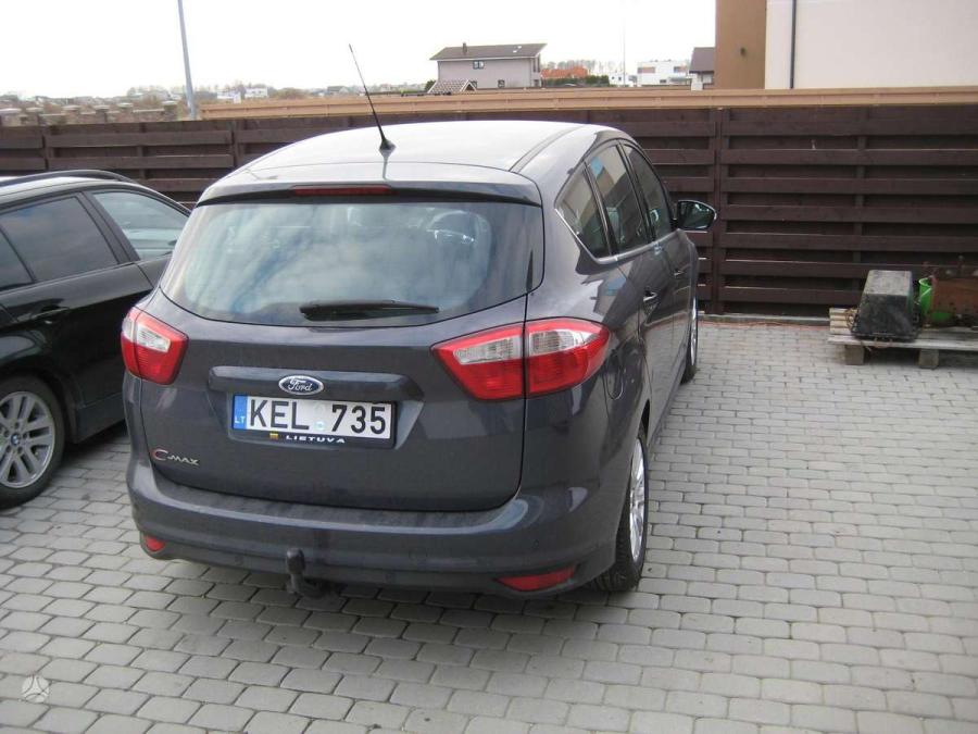 Grey Ford C-Max 2012 in Klaipeda, with an engine capacity of 2.00 L and mileage of 320 thousand km for 3500 €, photo 5 on AUTOMOTO.COM.LV
