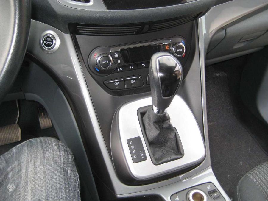 Grey Ford C-Max 2012 in Klaipeda, with an engine capacity of 2.00 L and mileage of 320 thousand km for 3500 €, photo 12 on AUTOMOTO.COM.LV