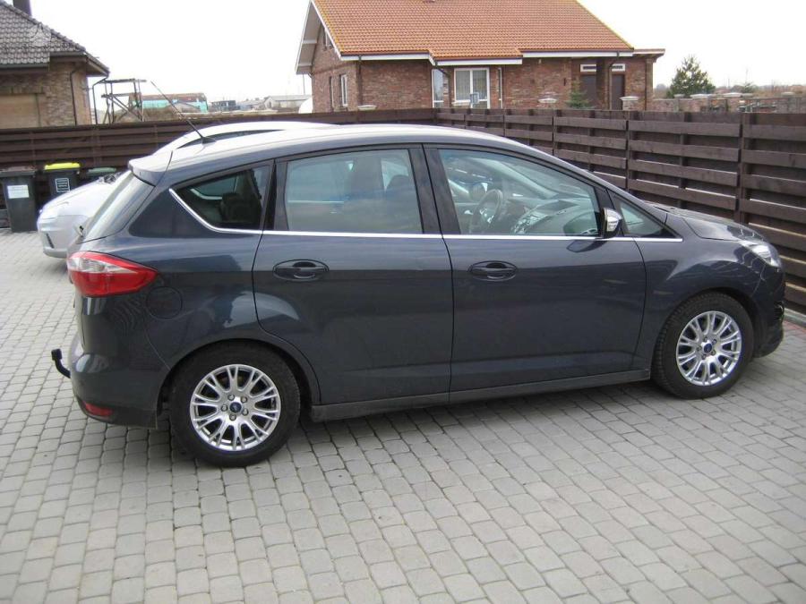 Grey Ford C-Max 2012 in Klaipeda, with an engine capacity of 2.00 L and mileage of 320 thousand km for 3500 €, photo 4 on AUTOMOTO.COM.LV