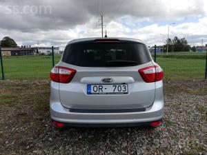 Grey Ford C-Max 2012 in Saldus, with an engine capacity of 1.60 L and mileage of 139 thousand km for 5700 €, photo 7 on AUTOMOTO.COM.LV