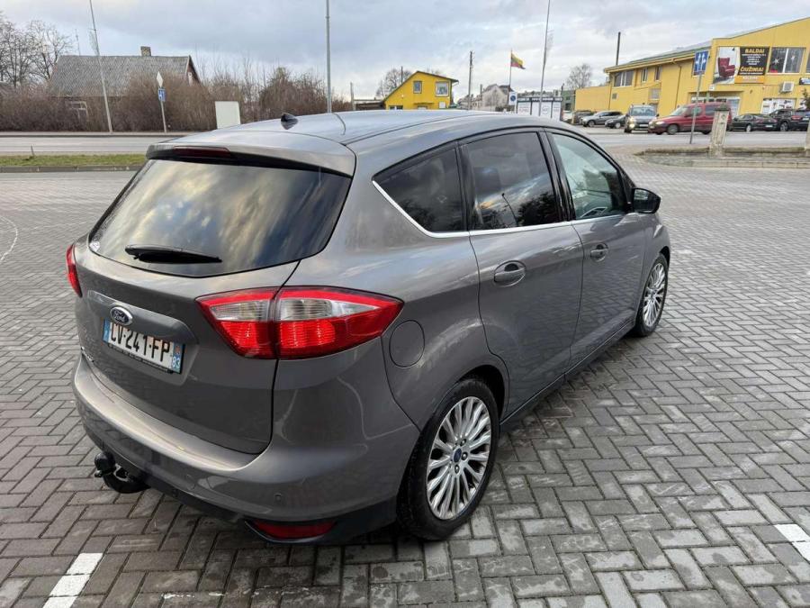 Pelēks Ford C-Max 2013 Tauragė, ar dzinēja tilpumu 2.00 L un nobraukumu 110 tūkst. km par 4100 €, foto 4 vietnē AUTOMOTO.COM.LV