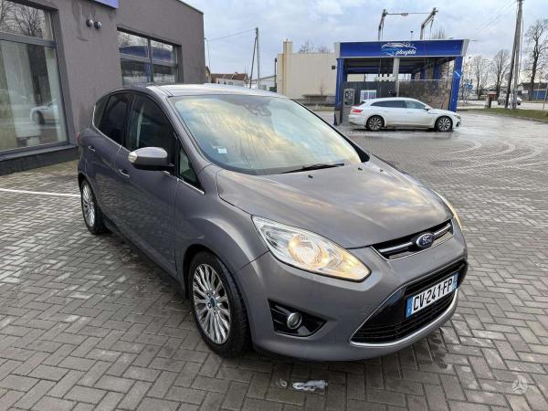 Grey Ford C-Max 2013 in Taurage, with an engine capacity of 2.00 L and mileage of 110 thousand km for 4100 €, photo 7 on AUTOMOTO.COM.LV