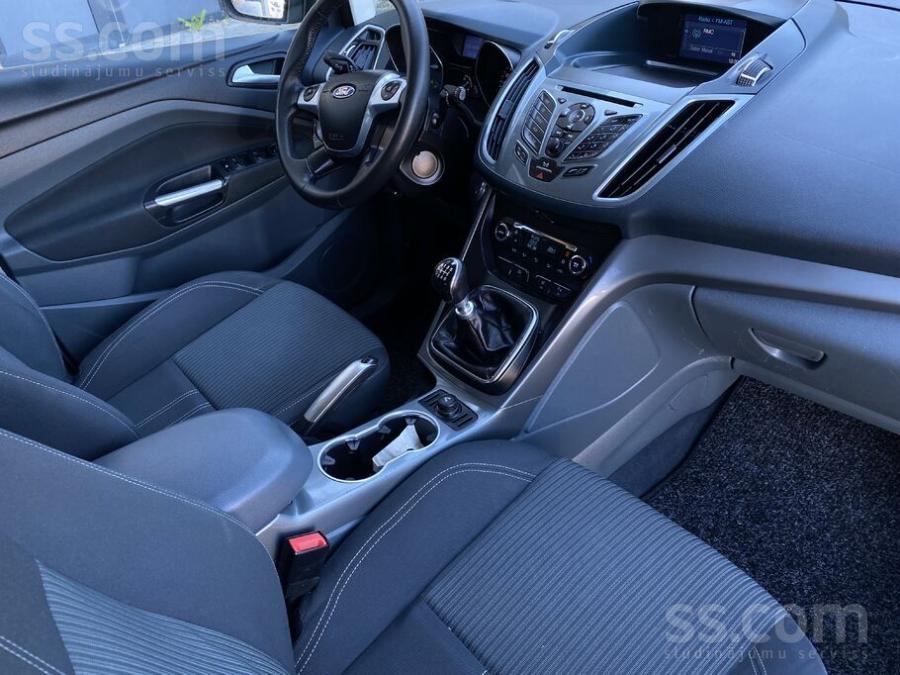 Pelēks Ford C-Max 2014 Talsi, ar dzinēja tilpumu 1.60 L un nobraukumu 248 tūkst. km par 6200 €, foto 17 vietnē AUTOMOTO.COM.LV