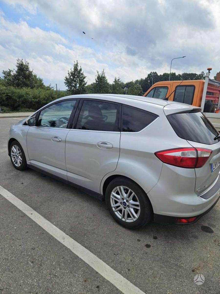 Pelēks Ford C-Max 2014 Jonava, ar dzinēja tilpumu 1.60 L un nobraukumu 269 tūkst. km par 3500 €, foto 6 vietnē AUTOMOTO.COM.LV
