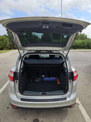 Pelēks Ford C-Max 2014 Jonava, ar dzinēja tilpumu 1.60 L un nobraukumu 269 tūkst. km par 3500 €, foto 8 vietnē AUTOMOTO.COM.LV