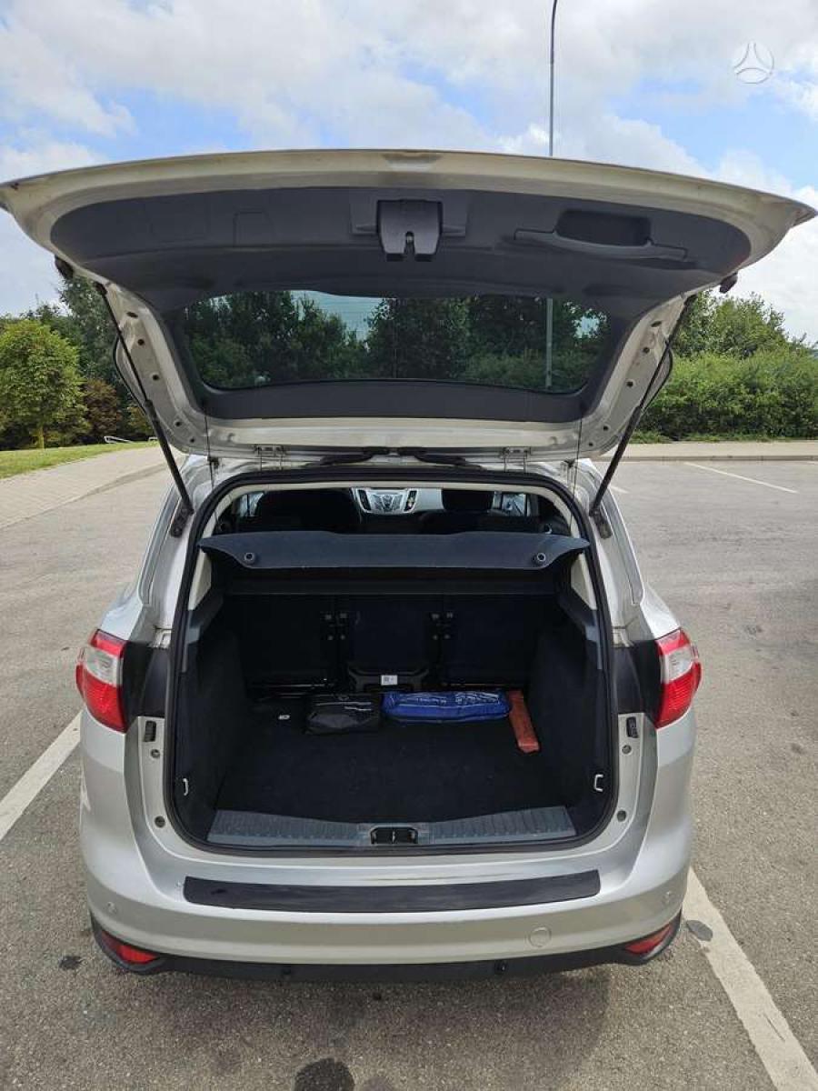 Pelēks Ford C-Max 2014 Jonava, ar dzinēja tilpumu 1.60 L un nobraukumu 269 tūkst. km par 3500 €, foto 8 vietnē AUTOMOTO.COM.LV