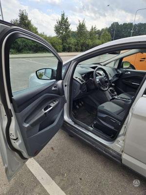 Pelēks Ford C-Max 2014 Jonava, ar dzinēja tilpumu 1.60 L un nobraukumu 269 tūkst. km par 3500 €, foto 9 vietnē AUTOMOTO.COM.LV