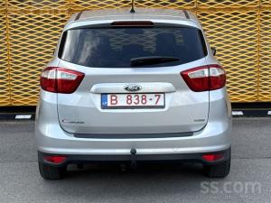 Pelēks Ford C-Max 2014 Ogre, ar dzinēja tilpumu 1.60 L un nobraukumu 71 tūkst. km par 6350 €, foto 5 vietnē AUTOMOTO.COM.LV