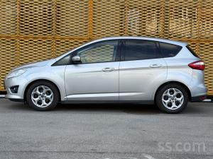 Pelēks Ford C-Max 2014 Ogre, ar dzinēja tilpumu 1.60 L un nobraukumu 71 tūkst. km par 6350 €, foto 9 vietnē AUTOMOTO.COM.LV