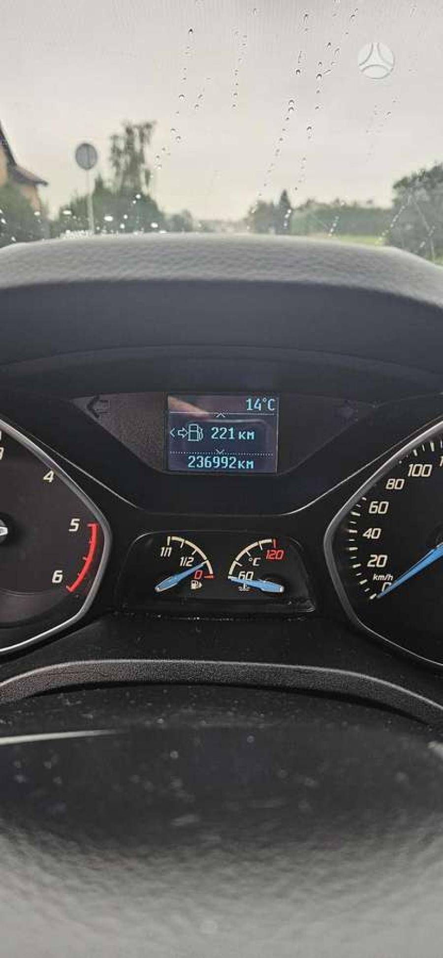 Pelēks Ford C-Max 2015 Šauļi, ar dzinēja tilpumu 1.56 L un nobraukumu 237 tūkst. km par 3900 €, foto 8 vietnē AUTOMOTO.COM.LV