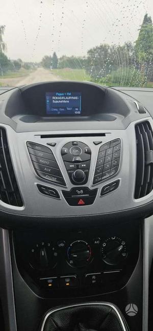 Pelēks Ford C-Max 2015 Šauļi, ar dzinēja tilpumu 1.56 L un nobraukumu 237 tūkst. km par 3900 €, foto 12 vietnē AUTOMOTO.COM.LV