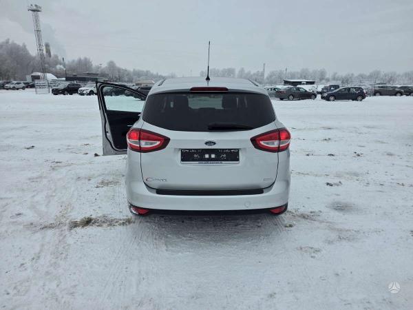 Pelēks Ford C-Max 2016 Marijampole, ar dzinēja tilpumu 1.00 L un nobraukumu 169 tūkst. km par 4650 €, foto 5 vietnē AUTOMOTO.COM.LV