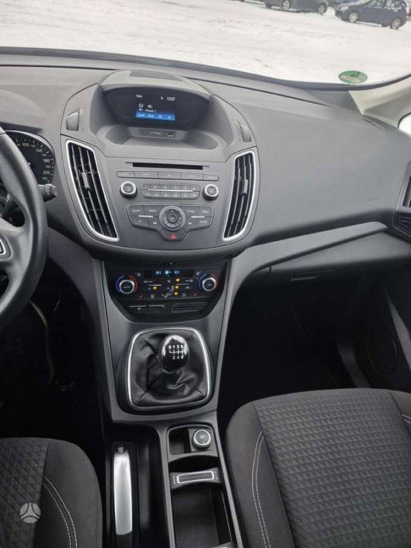 Pelēks Ford C-Max 2016 Marijampole, ar dzinēja tilpumu 1.00 L un nobraukumu 169 tūkst. km par 4650 €, foto 10 vietnē AUTOMOTO.COM.LV