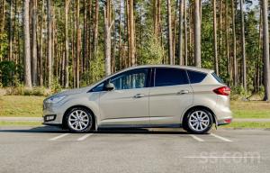Pelēks Ford C-Max 2016 Rīga, ar dzinēja tilpumu 1.00 L un nobraukumu 206 tūkst. km par 3490 €, foto 5 vietnē AUTOMOTO.COM.LV