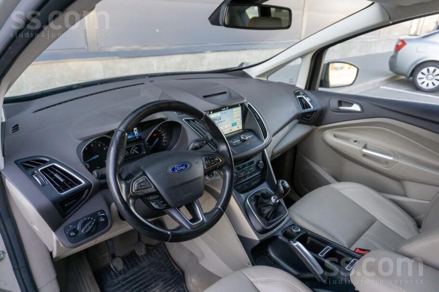 Pelēks Ford C-Max 2016 Rīga, ar dzinēja tilpumu 1.00 L un nobraukumu 206 tūkst. km par 3490 €, foto 10 vietnē AUTOMOTO.COM.LV