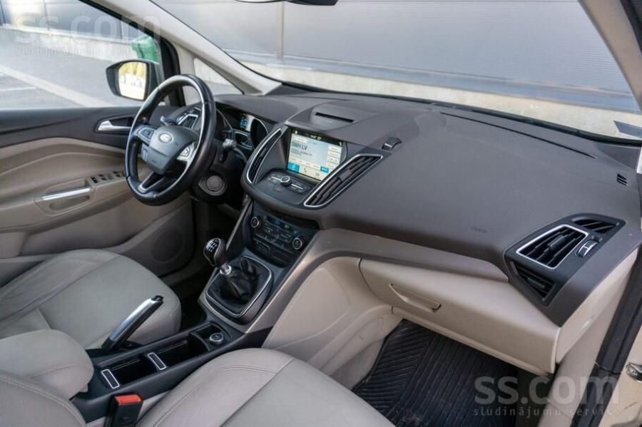 Pelēks Ford C-Max 2016 Rīga, ar dzinēja tilpumu 1.00 L un nobraukumu 206 tūkst. km par 3490 €, foto 11 vietnē AUTOMOTO.COM.LV