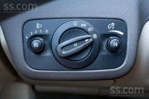 Pelēks Ford C-Max 2016 Rīga, ar dzinēja tilpumu 1.00 L un nobraukumu 206 tūkst. km par 3490 €, foto 22 vietnē AUTOMOTO.COM.LV