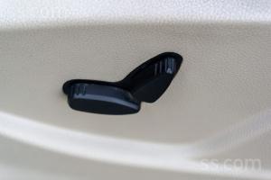 Pelēks Ford C-Max 2016 Rīga, ar dzinēja tilpumu 1.00 L un nobraukumu 206 tūkst. km par 3490 €, foto 25 vietnē AUTOMOTO.COM.LV