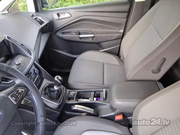 Pelēks Ford C-Max 2016 Pērnava, ar dzinēja tilpumu 1.50 L un nobraukumu 138 tūkst. km par 8200 €, foto 5 vietnē AUTOMOTO.COM.LV
