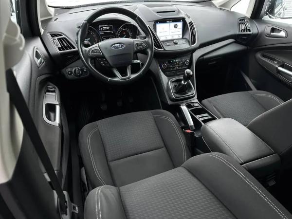 Pelēks Ford C-Max 2017 Rīga, ar dzinēja tilpumu 1.00 L un nobraukumu 130 tūkst. km par 6600 €, foto 10 vietnē AUTOMOTO.COM.LV