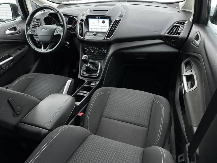Grey Ford C-Max 2017 in Riga, with an engine capacity of 1.00 L and mileage of 130 thousand km for 6600 €, photo 17 on AUTOMOTO.COM.LV