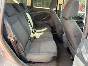 Pelēks Ford C-Max 2013 Narva, ar dzinēja tilpumu 1.00 L un nobraukumu 112 tūkst. km par 1999 €, foto 9 vietnē AUTOMOTO.COM.LV
