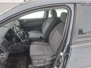 Pelēks Ford C-Max 2004 Šauļi, ar dzinēja tilpumu 1.60 L un nobraukumu 300 tūkst. km par 1350 €, foto 5 vietnē AUTOMOTO.COM.LV