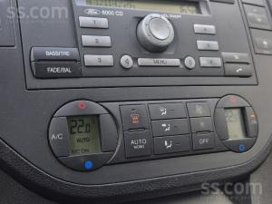 Grey Ford C-Max 2004 in Riga, with an engine capacity of 1.60 L and mileage of 290 thousand km for 950 €, photo 10 on AUTOMOTO.COM.LV