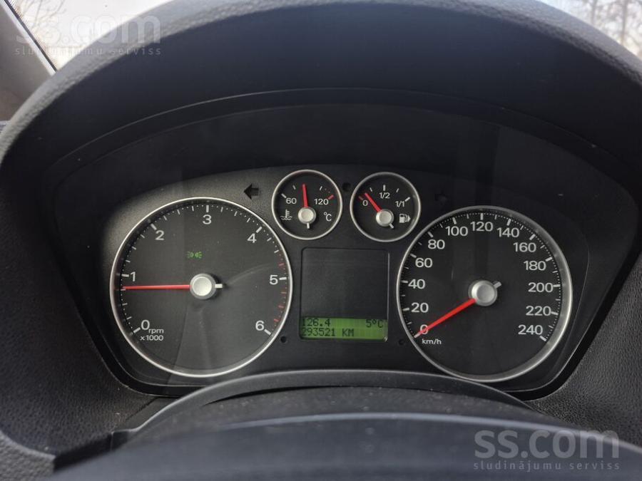 Grey Ford C-Max 2004 in Riga, with an engine capacity of 1.60 L and mileage of 290 thousand km for 950 €, photo 11 on AUTOMOTO.COM.LV