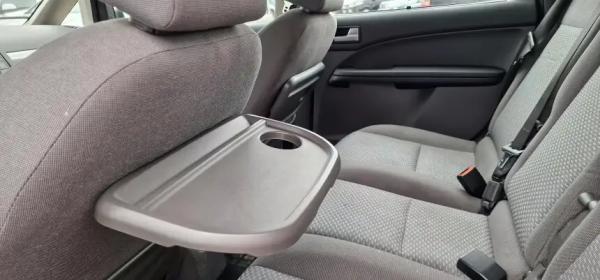Grey Ford C-Max 2004 in Valmiera, with an engine capacity of 1.60 L and mileage of 347 thousand km for 1100 €, photo 10 on AUTOMOTO.COM.LV