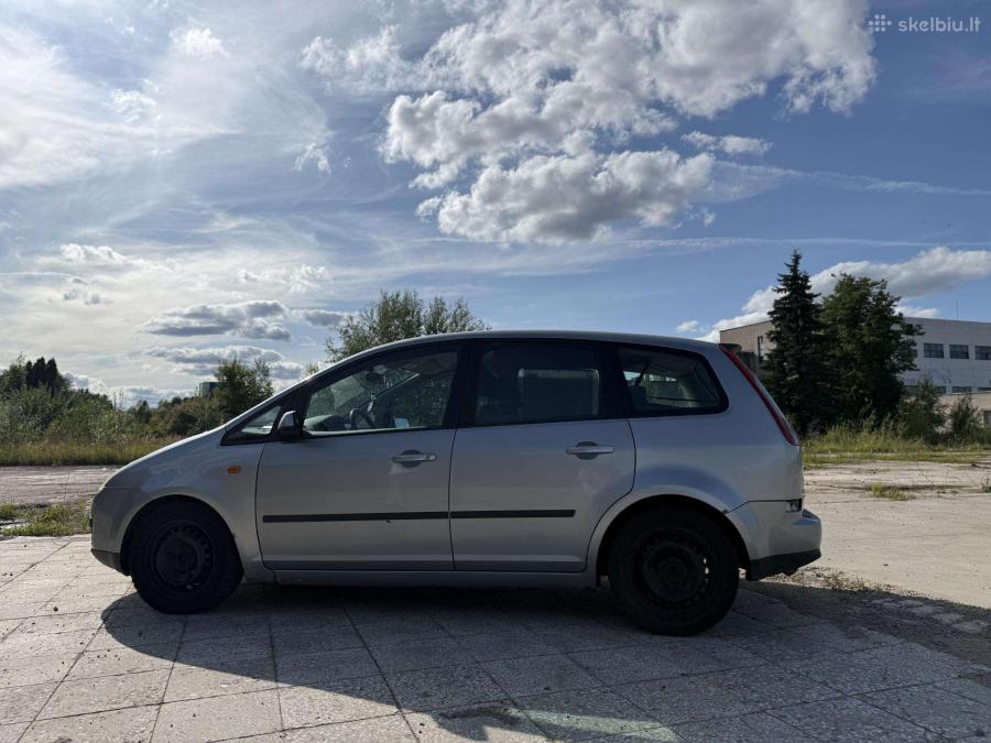 Grey Ford C-Max 2004 in Panevezys, with an engine capacity of 2.00 L and mileage of 365 thousand km for 950 €, photo 4 on AUTOMOTO.COM.LV