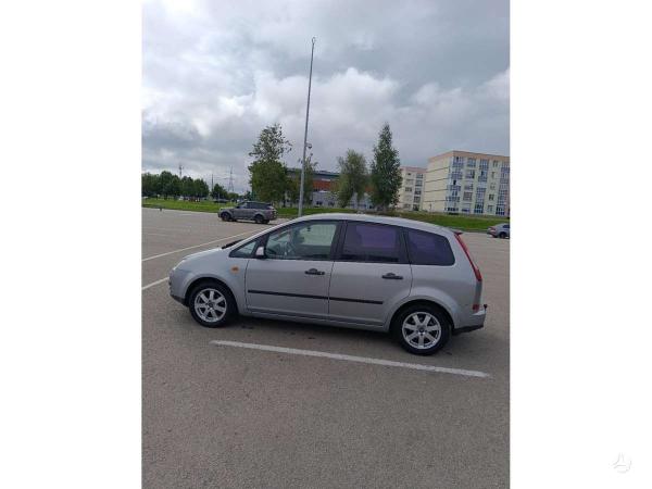 Grey Ford C-Max 2004 in Siauliai, with an engine capacity of 1.80 L and mileage of 177 thousand km for 1300 €, photo 3 on AUTOMOTO.COM.LV