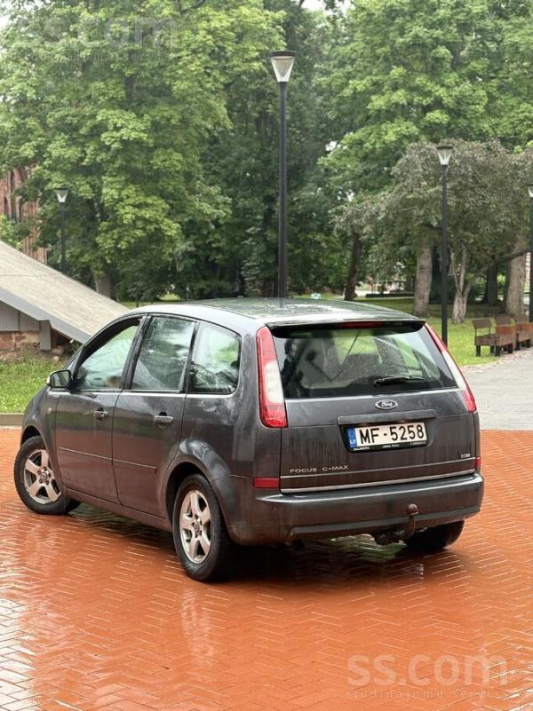 Grey Ford C-Max 2005 in Kuldiga, with an engine capacity of 1.60 L and mileage of 0 thousand km for 1400 €, photo 3 on AUTOMOTO.COM.LV