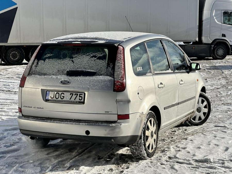Pelēks Ford C-Max 2005 Viļņa, ar dzinēja tilpumu 1.56 L un nobraukumu 240 tūkst. km par 799 €, foto 6 vietnē AUTOMOTO.COM.LV