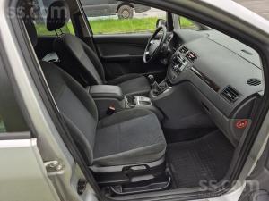 Grey Ford C-Max 2005 in Riga, with an engine capacity of 1.60 L and mileage of 0 thousand km for 1150 €, photo 9 on AUTOMOTO.COM.LV