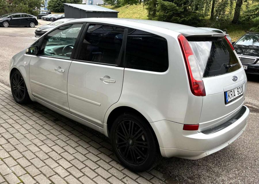 Grey Ford C-Max 2005 in Vilnius, with an engine capacity of 2.00 L and mileage of 356 thousand km for 1330 €, photo 6 on AUTOMOTO.COM.LV